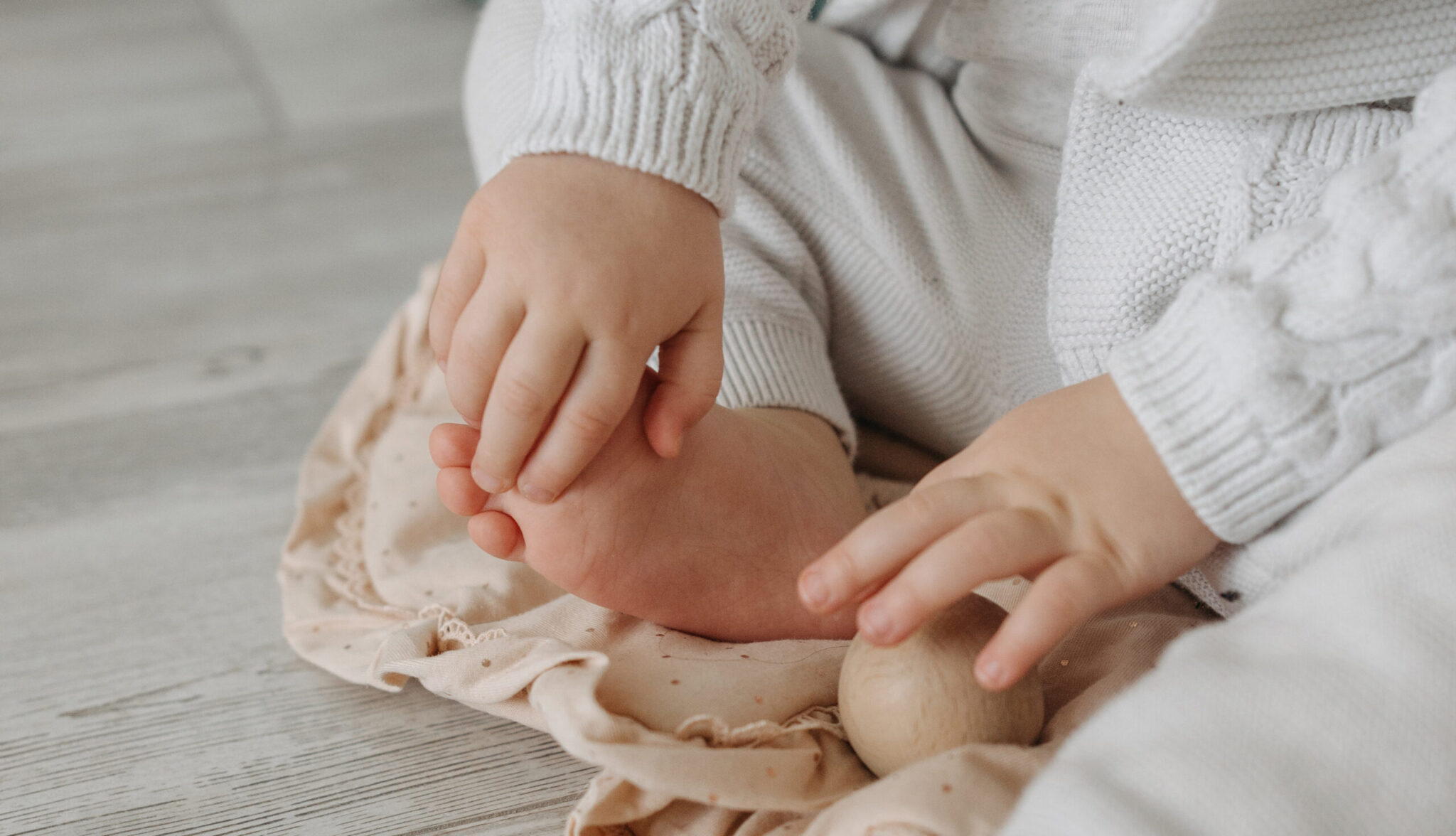 How to stimulate the baby: tips and phases of development | Ribera ...